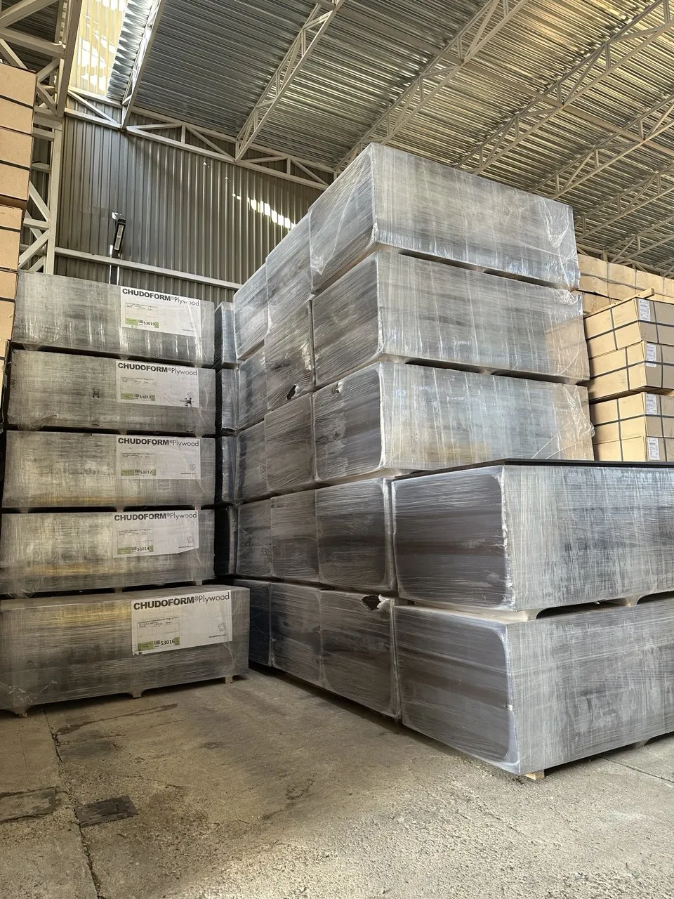 Laminated plywood CHUDOFORM 1220x2440 18 mm flat buy in Armenia | RMS GROUP